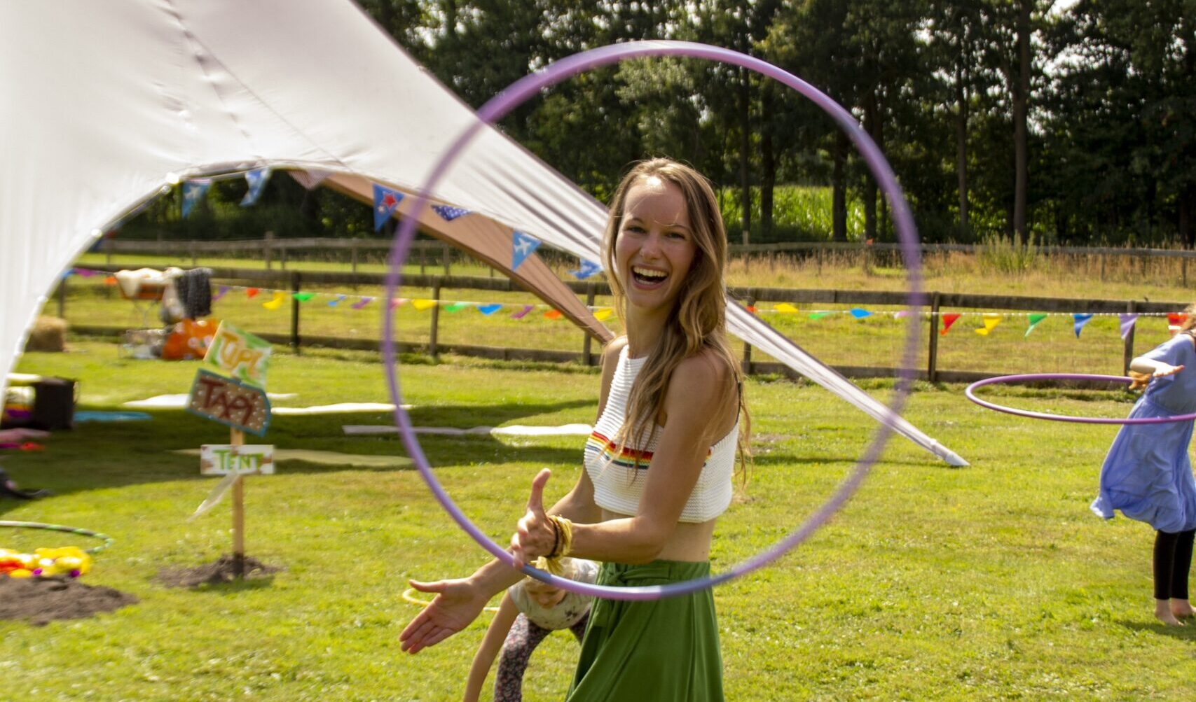 Workshop hula hoop dance! | Hoop Hoop Hurray - Ateliers Majeur